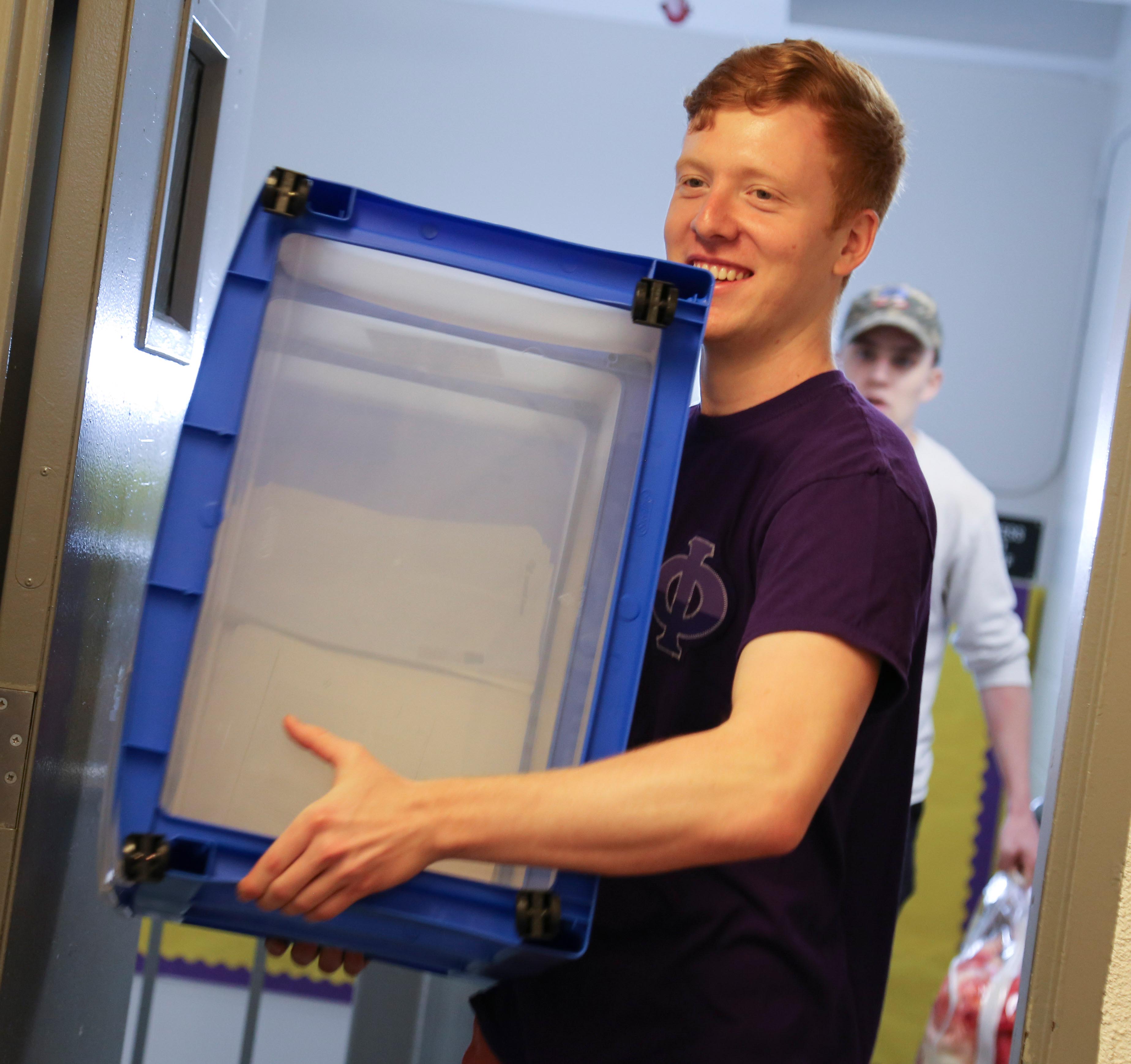On-Campus Housing Move Out Information | R Family Hub
